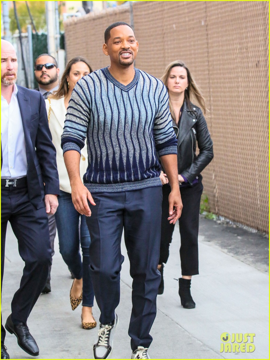 Will Smith Says His Blue Genie Transformation In 'Aladdin' is '100 ...