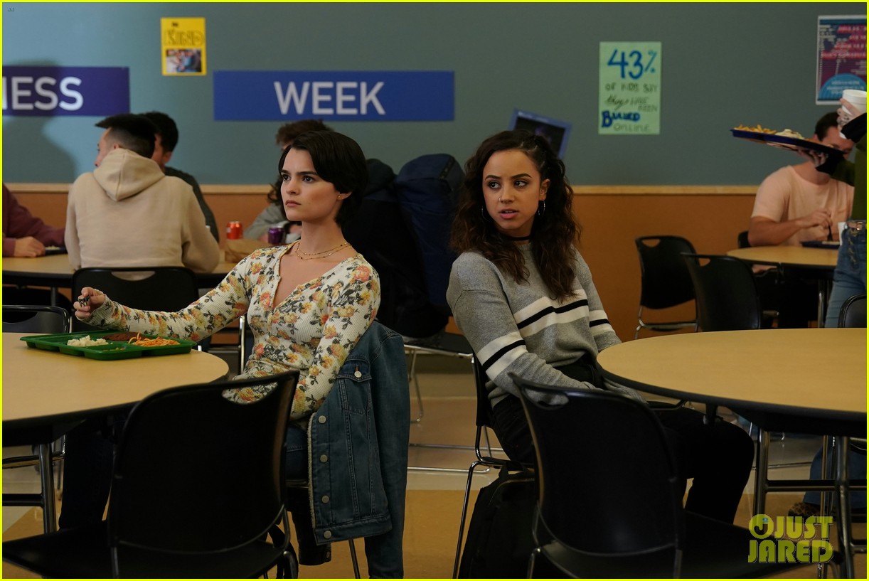 Photo: trinkets netflix series teaser stills 17 | Photo 4300431 | Just ...