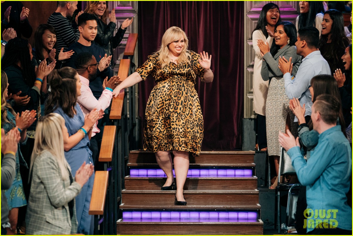 Rebel Wilson & Anne Hathaway Fight To Be James Corden's Best Friend ...