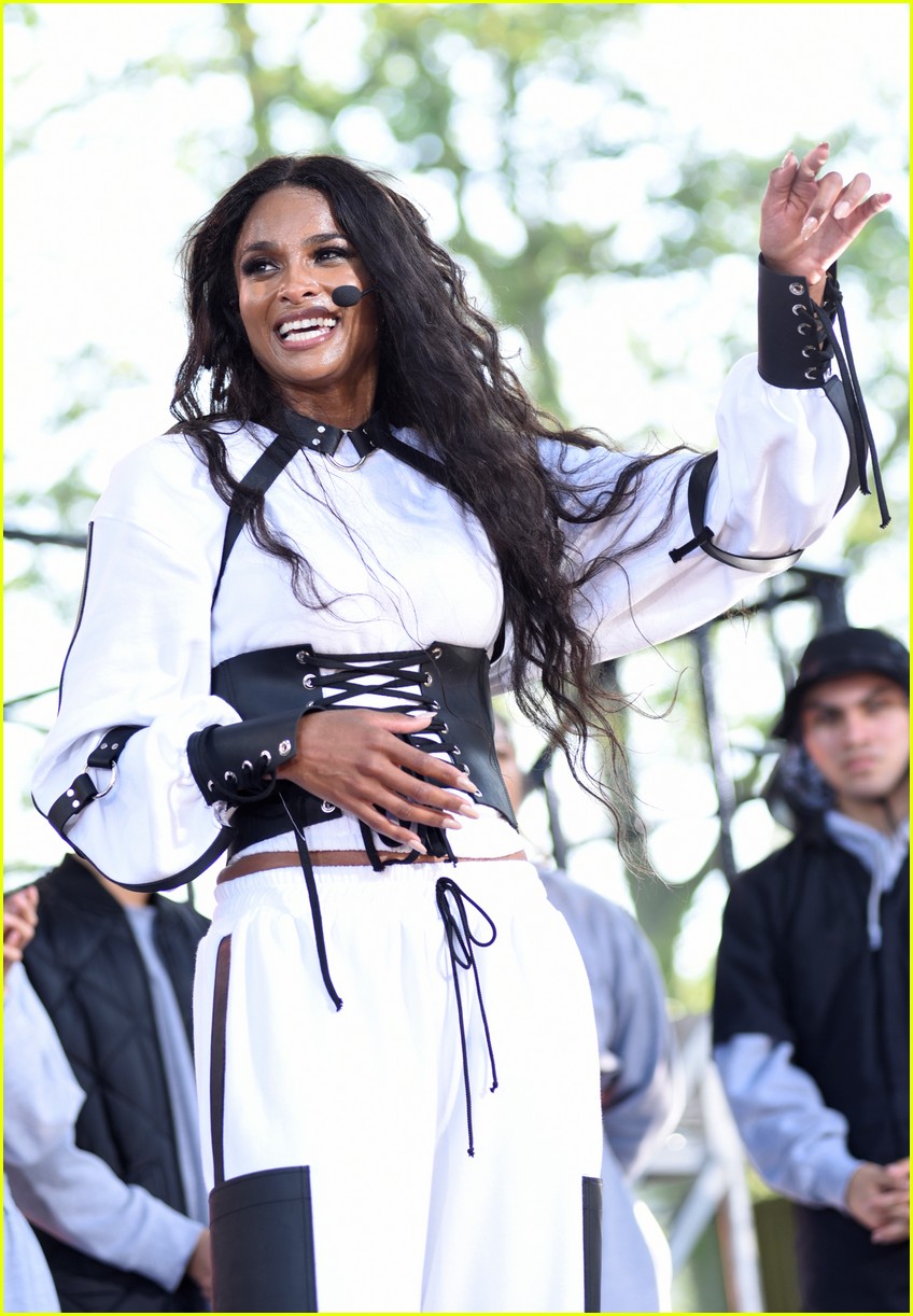 Ciara Performs 'Thinkin' Bout You' for 'GMA' Concert Series!: Photo ...