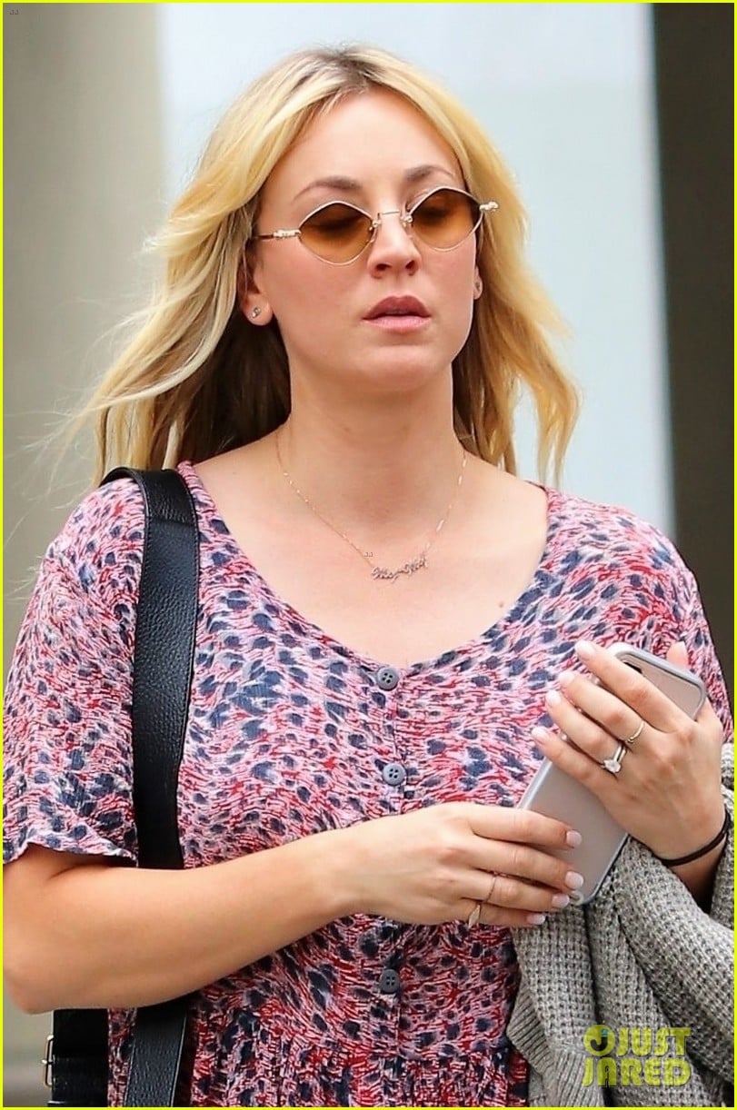 Kaley Cuoco Goes Pretty in Pink for Day Out in L.A.: Photo 4314797 ...