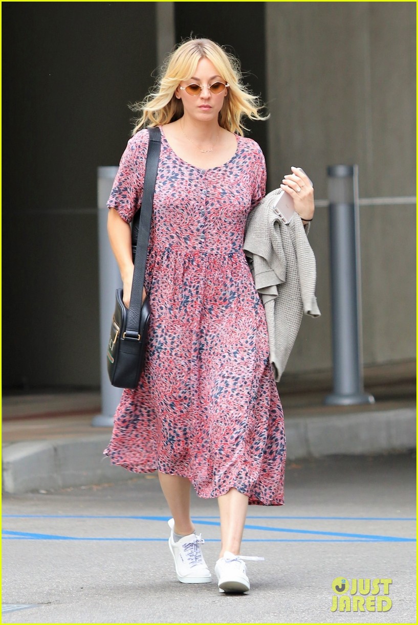 Kaley Cuoco Goes Pretty in Pink for Day Out in L.A.: Photo 4314798 ...