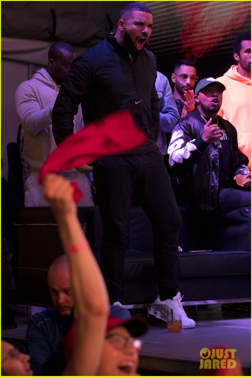 See Photos of Drake Watching the Toronto Raptors Win the NBA Finals ...
