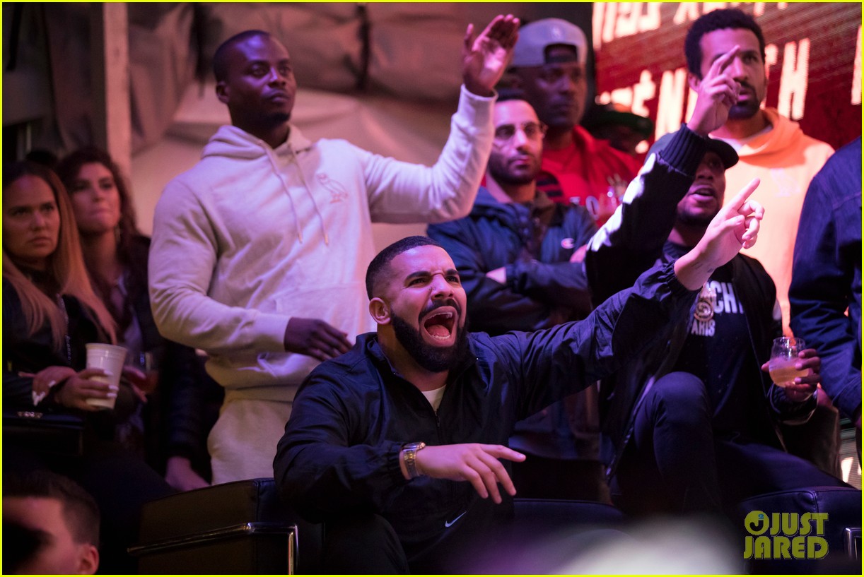See Photos of Drake Watching the Toronto Raptors Win the NBA Finals ...