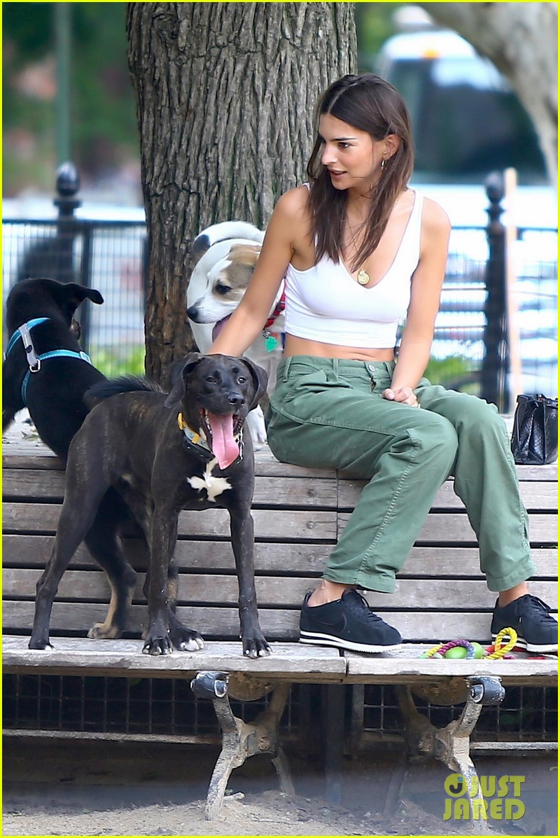 Emily Ratajkowski & Husband Sebastian Bear-McClard Show Some PDA at the ...