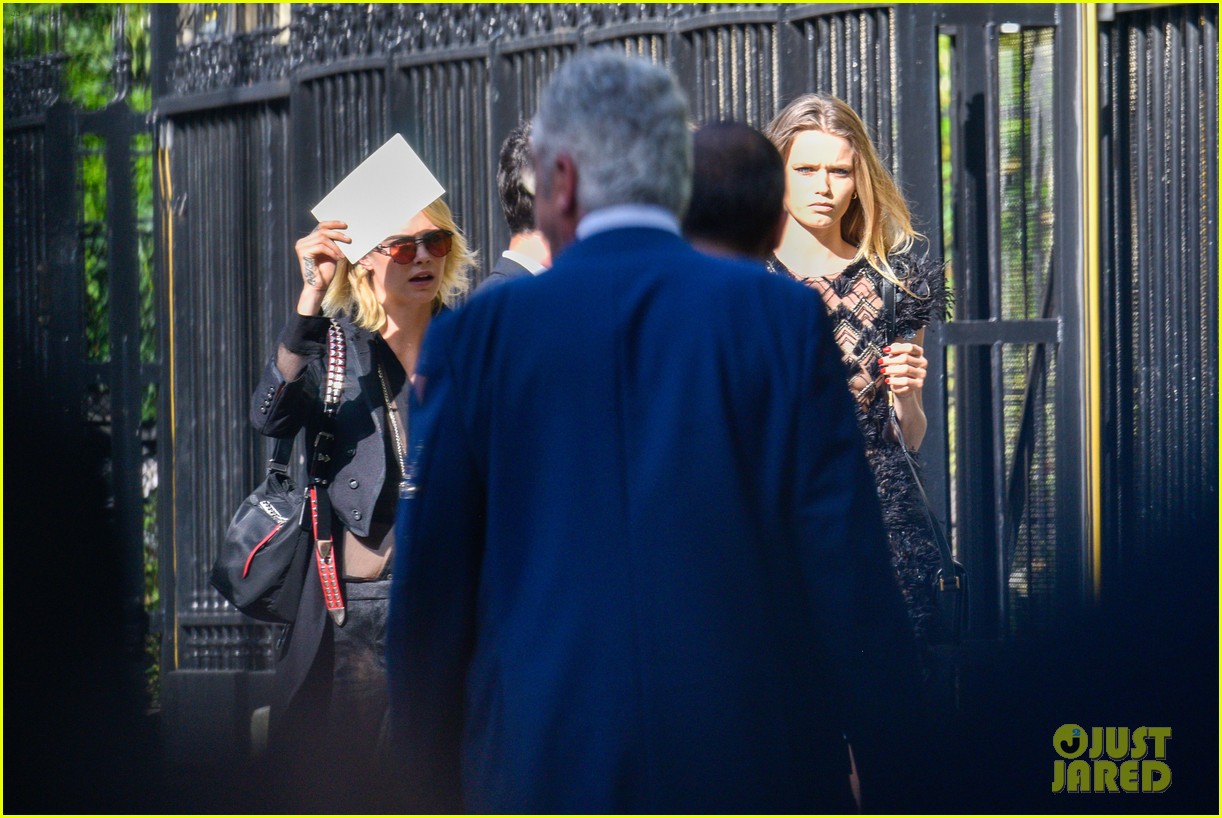 Zoe Kravitz & Karl Glusman Had a Star-Studded Wedding - See Every Celeb ...