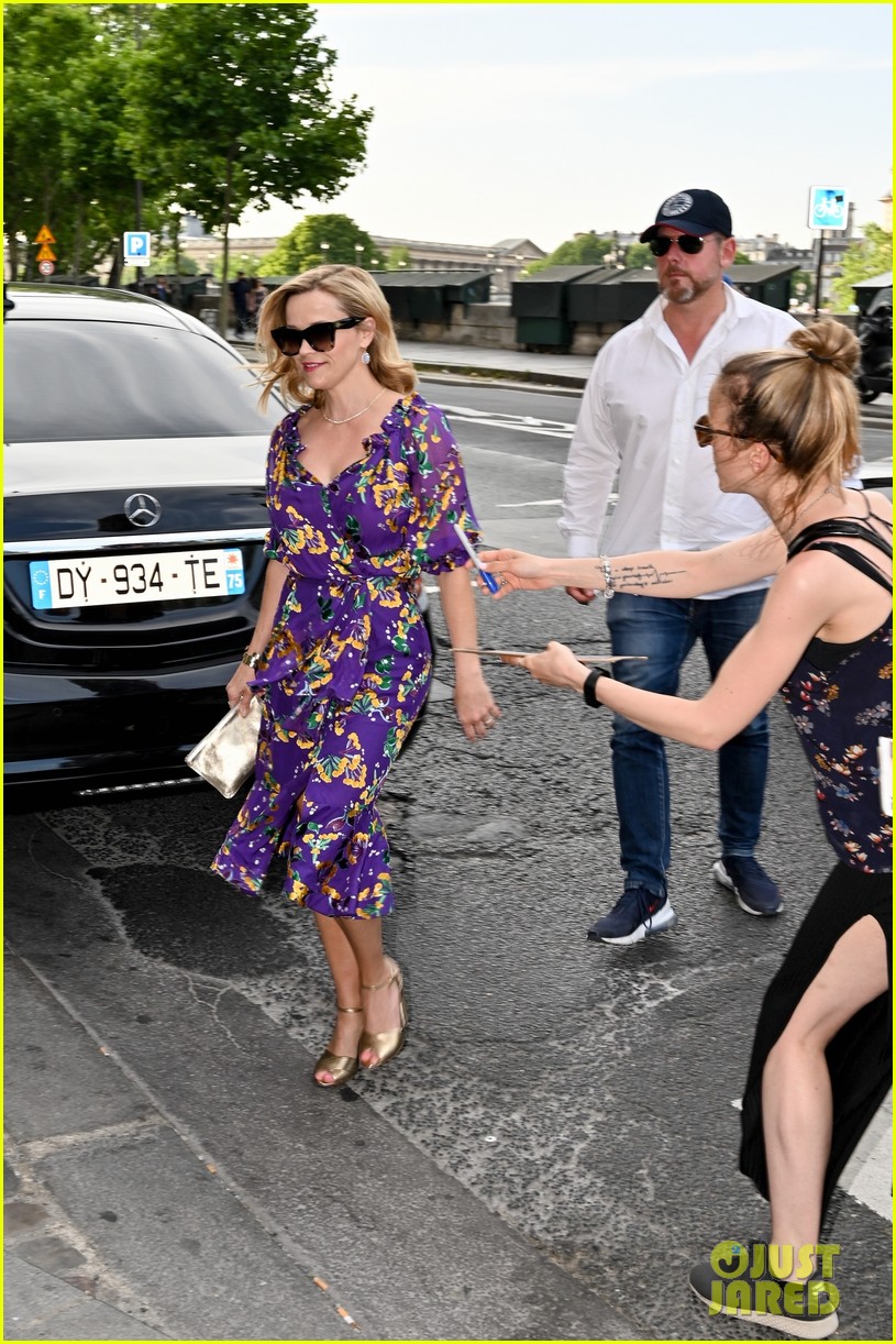 Zoe Kravitz & Karl Glusman Are Joined By So Many Celebs at Wedding ...