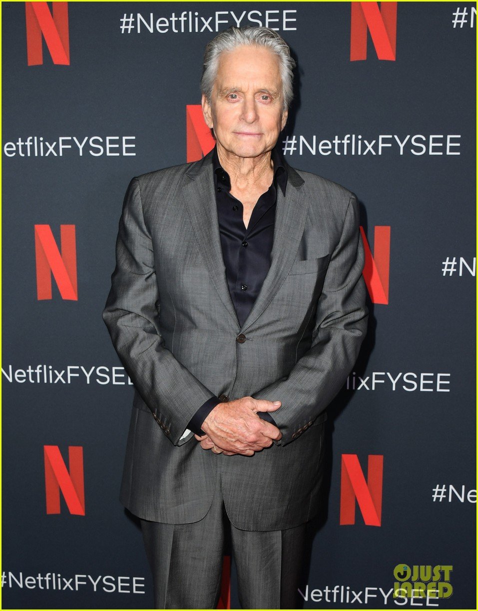 Michael Douglas & Alan Arkin Buddy Up for 'The Kominsky Method' FYC ...