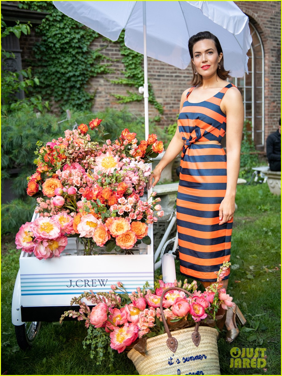 Mandy Moore Matches with Her BFF in Denim Jackets: Photo 4309115 ...