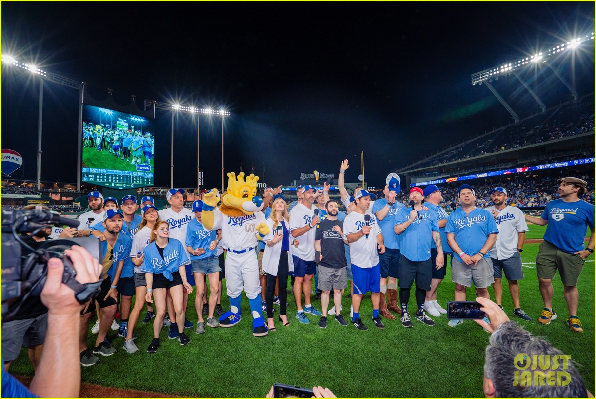 Selena Gomez Plays Baseball & Bowls In Big Slick Celeb Weekend with ...