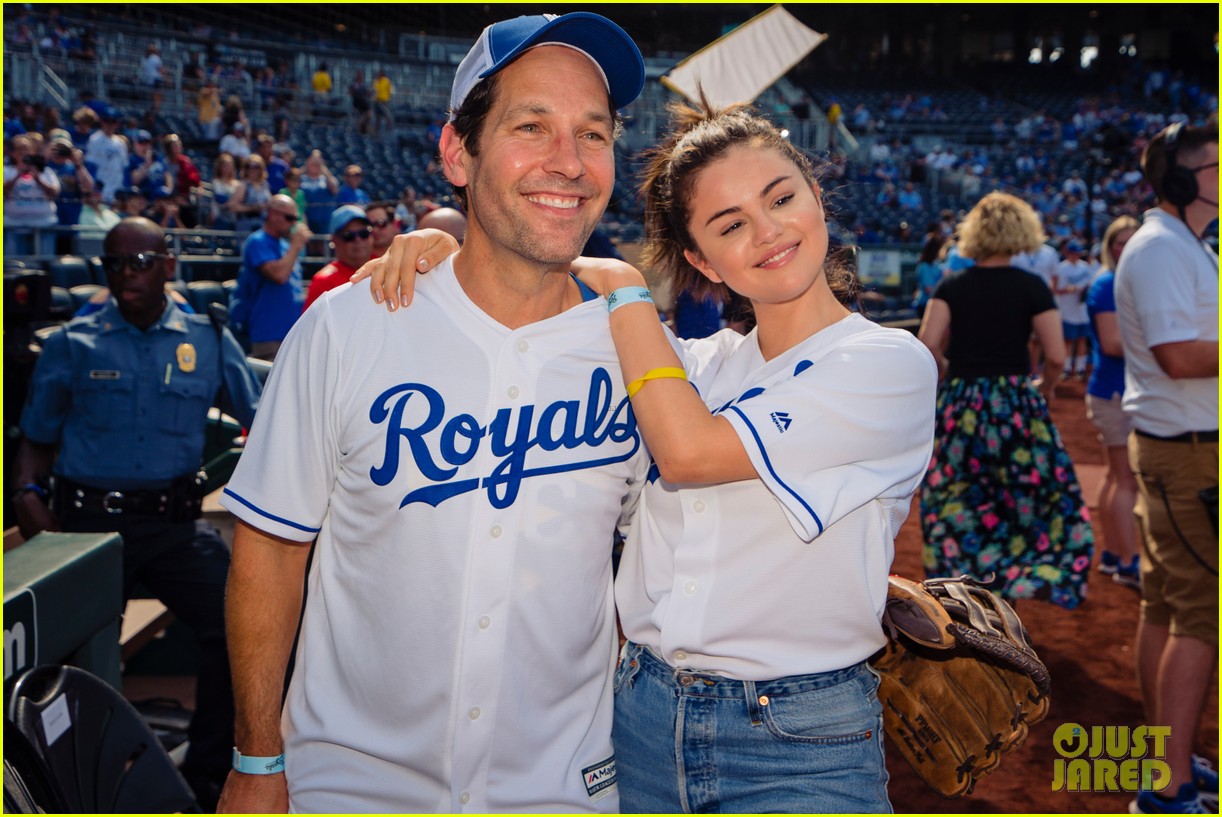 Selena Gomez Plays Baseball & Bowls In Big Slick Celeb Weekend with ...