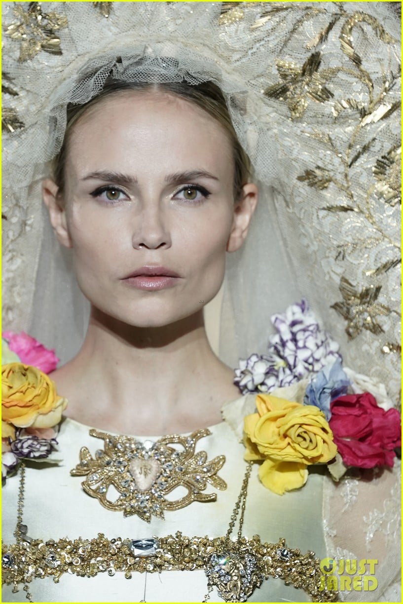 Irina Shayk Joins Top Models on the Runway for First Post-Split Event ...