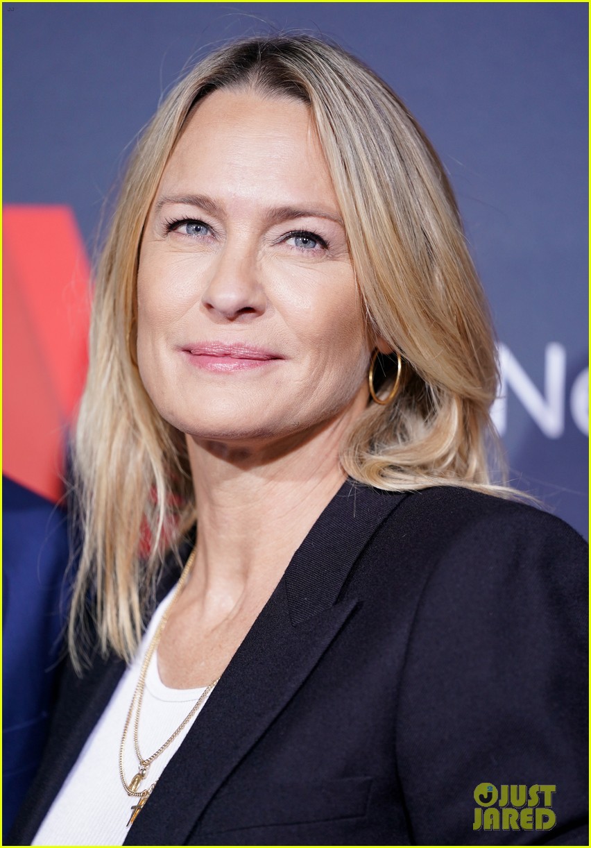 Robin Wright Is 'Flying the Nest' After 'House of Cards' with Her ...