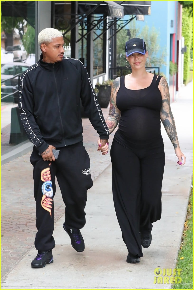 Amber Rose & Boyfriend Alexander 'AE' Edwards Get Some Baby Shopping ...