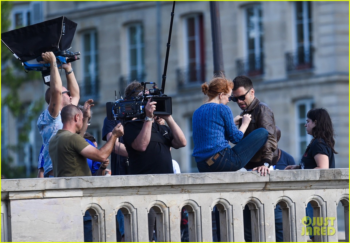 Jessica Chastain & Sebastian Stan Film More Romantic Scenes for '355 ...