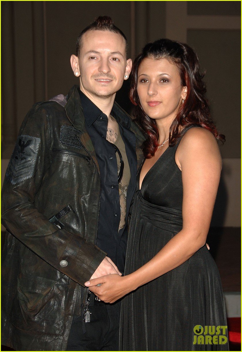 Chester Bennington's Wife Talinda Honors Him Two Years After His Death ...