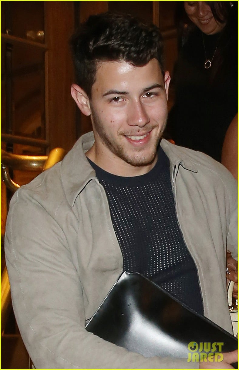 Nick Jonas & Priyanka Chopra Are All Smiles on Date Night!: Photo ...