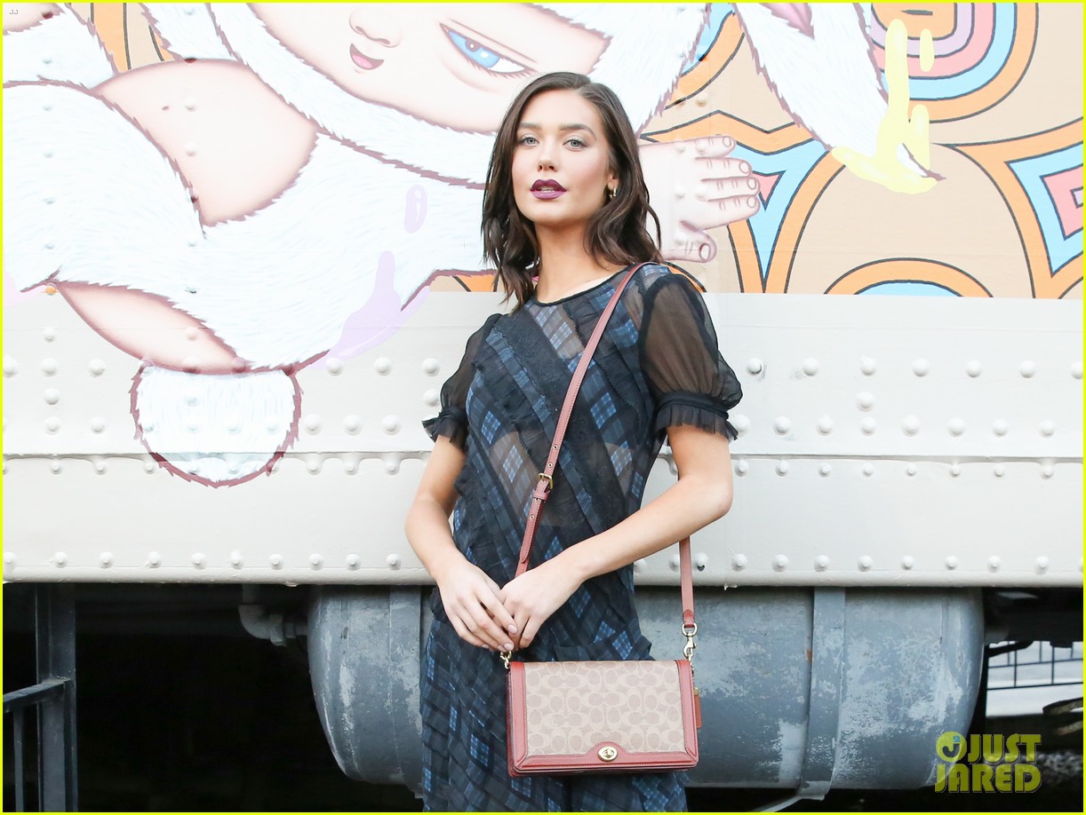 Alexandra Shipp, Kiersey Clemons & Logan Browning Look Lovely at Coach ...