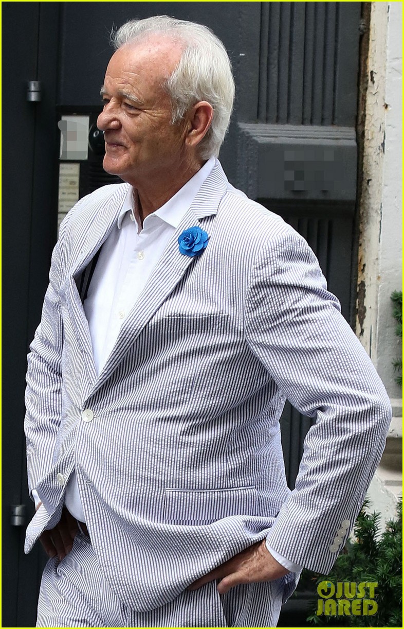 Bill Murray Kisses On-Screen Daughter Rashida Jones While Filming 'On ...