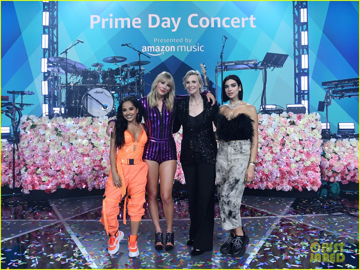 Taylor Swift Performs All Her Hits at Amazon's Prime Day Concert ...