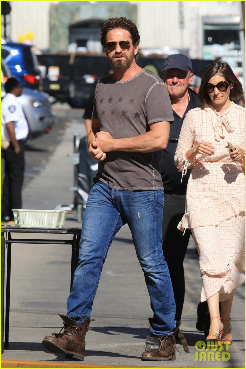 Gerard Butler Readies For 'Jimmy Kimmel Live!' Interview: Photo 4336493 ...