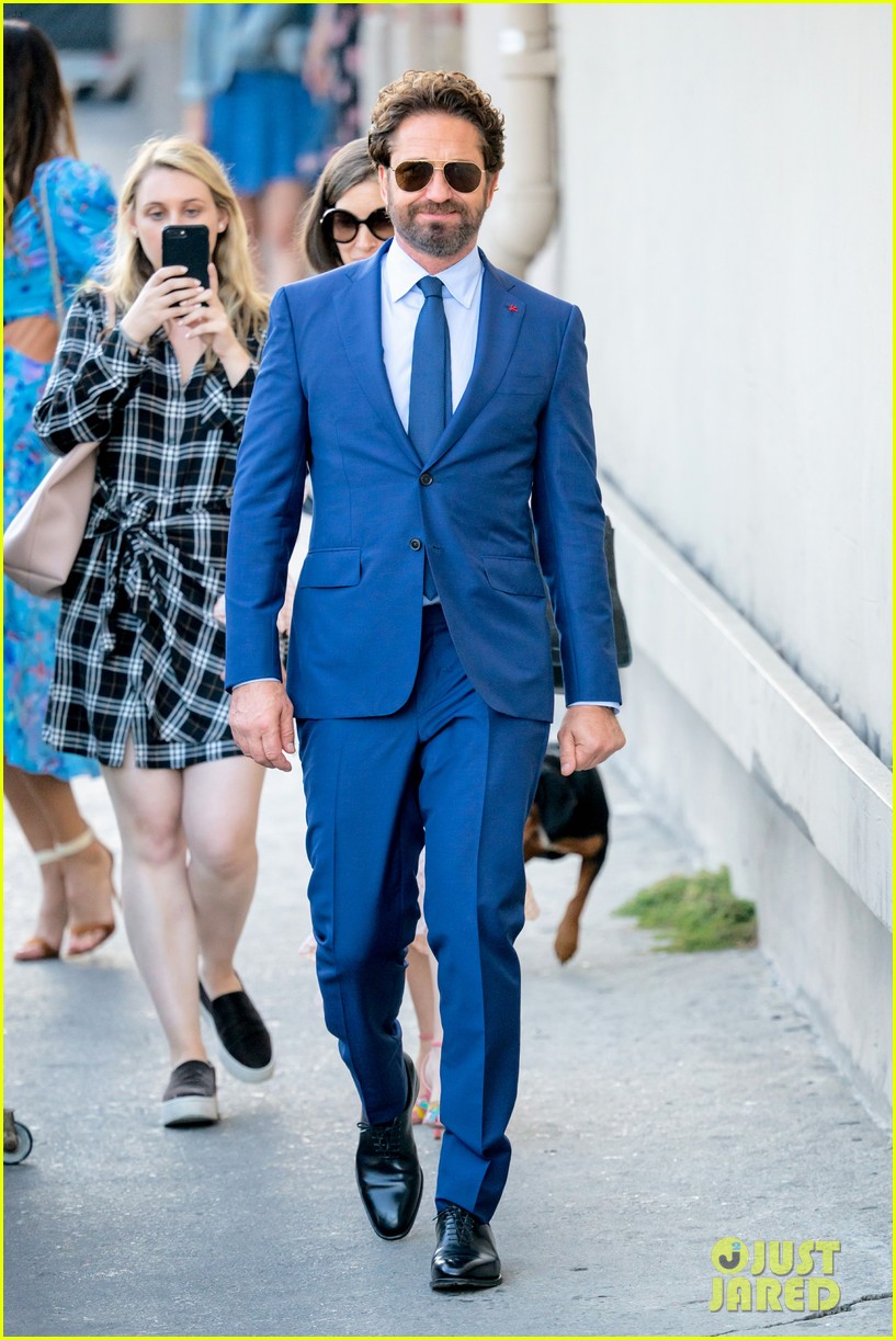 Gerard Butler Recalls Surprising Encounter With Fan Michael Cohen on ...