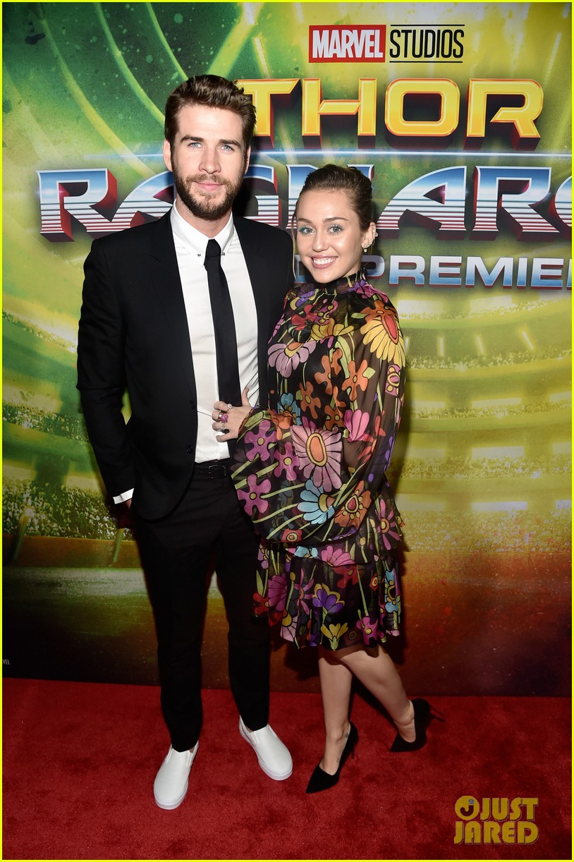 Miley Cyrus & Liam Hemsworth Split After Less Than a Year of Marriage ...