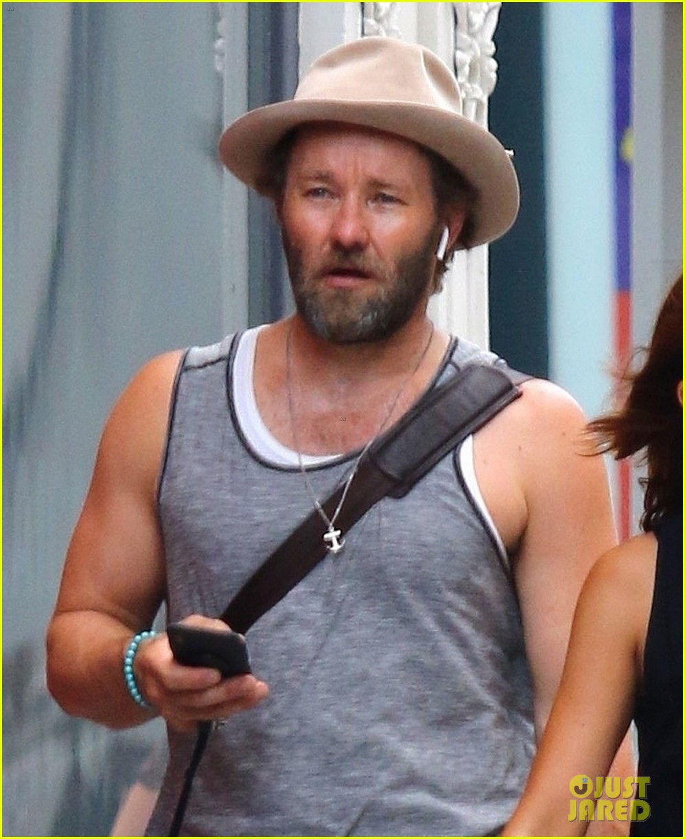 Joel Edgerton Strolls Around NYC with Girlfriend Christine Centenera ...