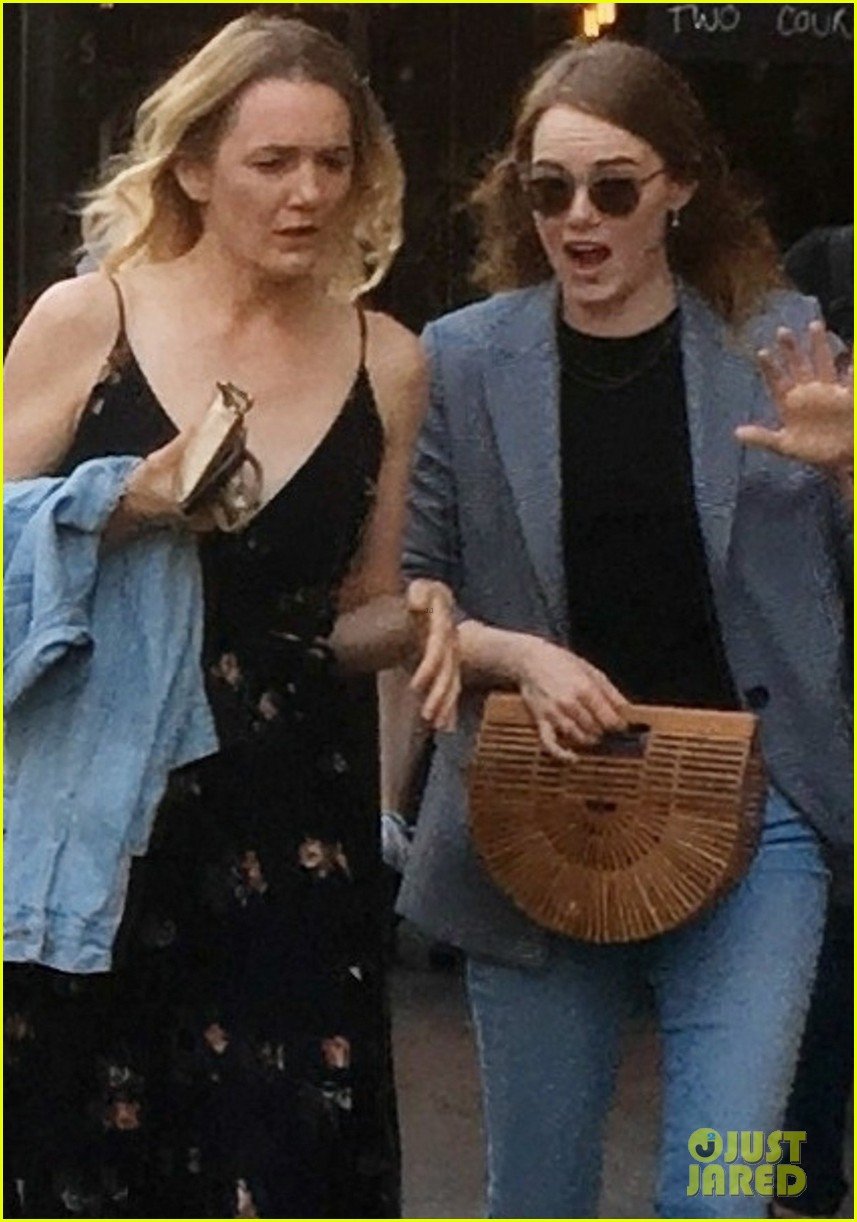 Emma Stone Joins a Friend For Shopping Trip in London!: Photo 4339000 ...