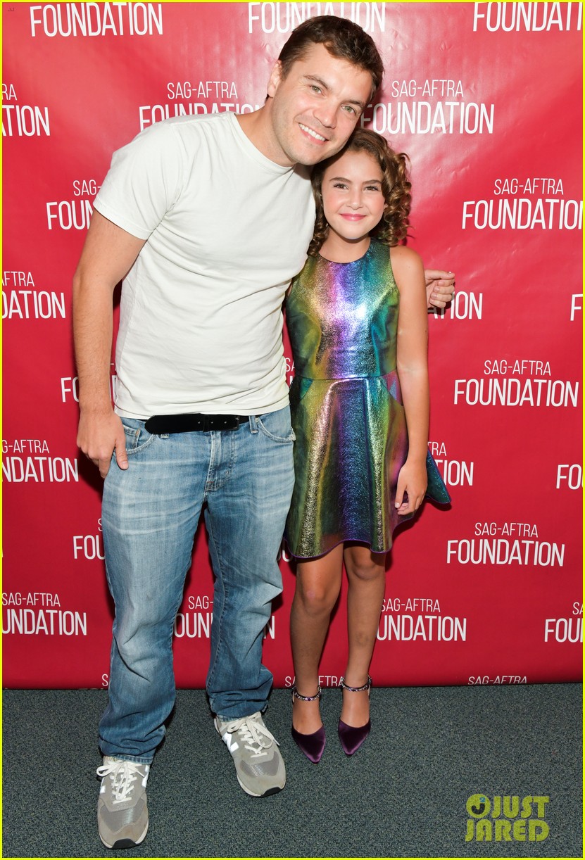 Emile Hirsch Is Distrubed Father in 'Freaks' - Watch Trailer Here ...