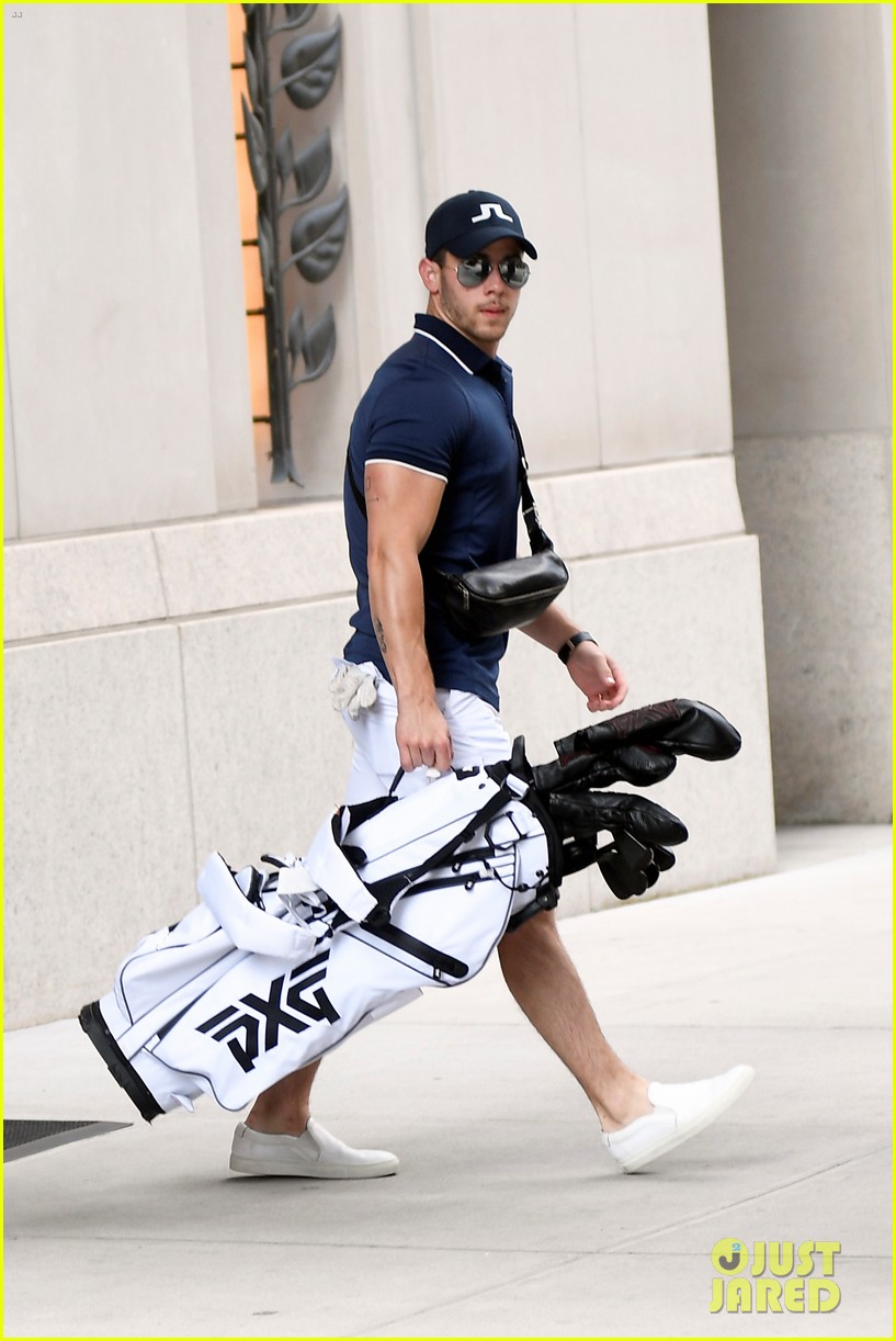Nick Jonas' Buff Biceps Are On Display Ahead of Golf Game: Photo ...