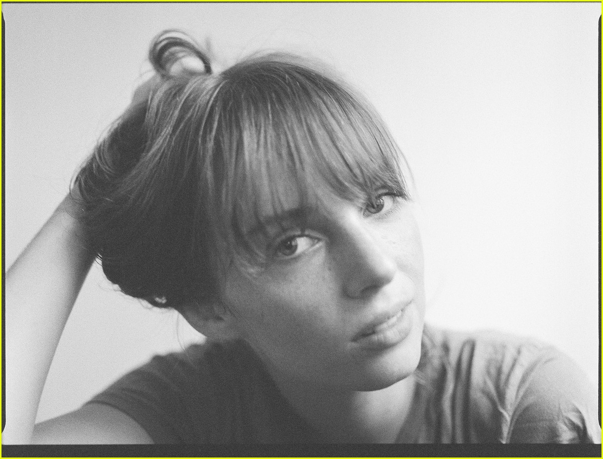 Stranger Things' Maya Hawke Drops Her Debut Singles!: Photo 4336780 ...