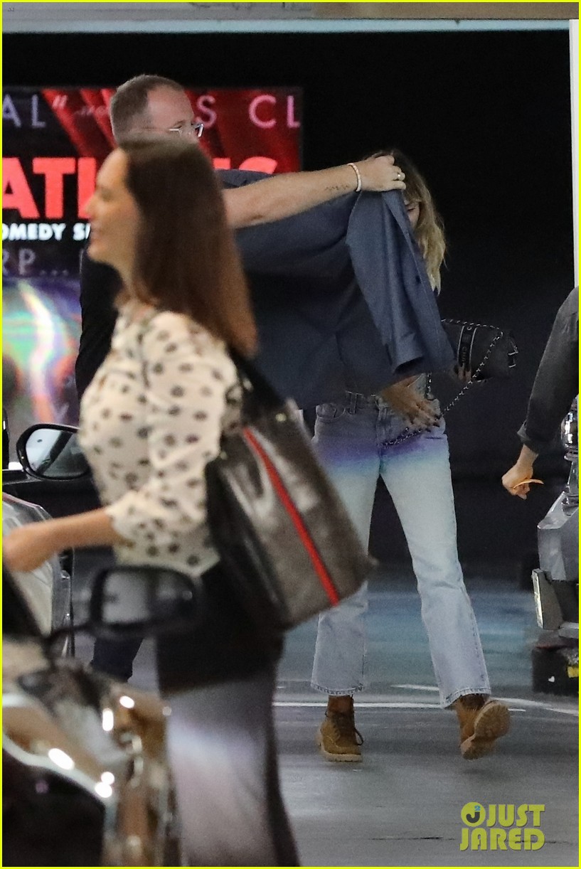 Miley Cyrus Spends the Day with Kaitlynn Carter & Her Mom: Photo ...