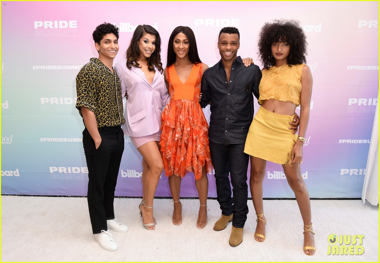 'Pose' Cast Call Out White Cis Actors Who Take on Trans Roles: Photo ...