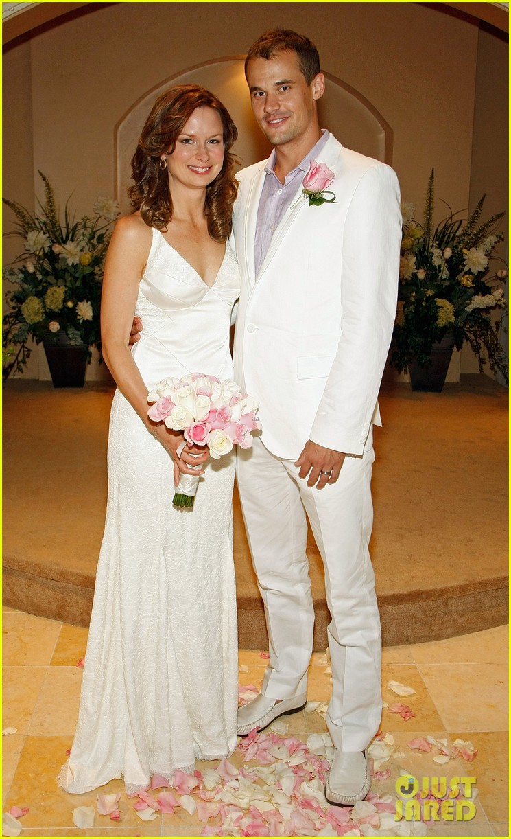 Mary Lynn Rajskub Files for Divorce From Husband Matthew Rolph After 10 ...