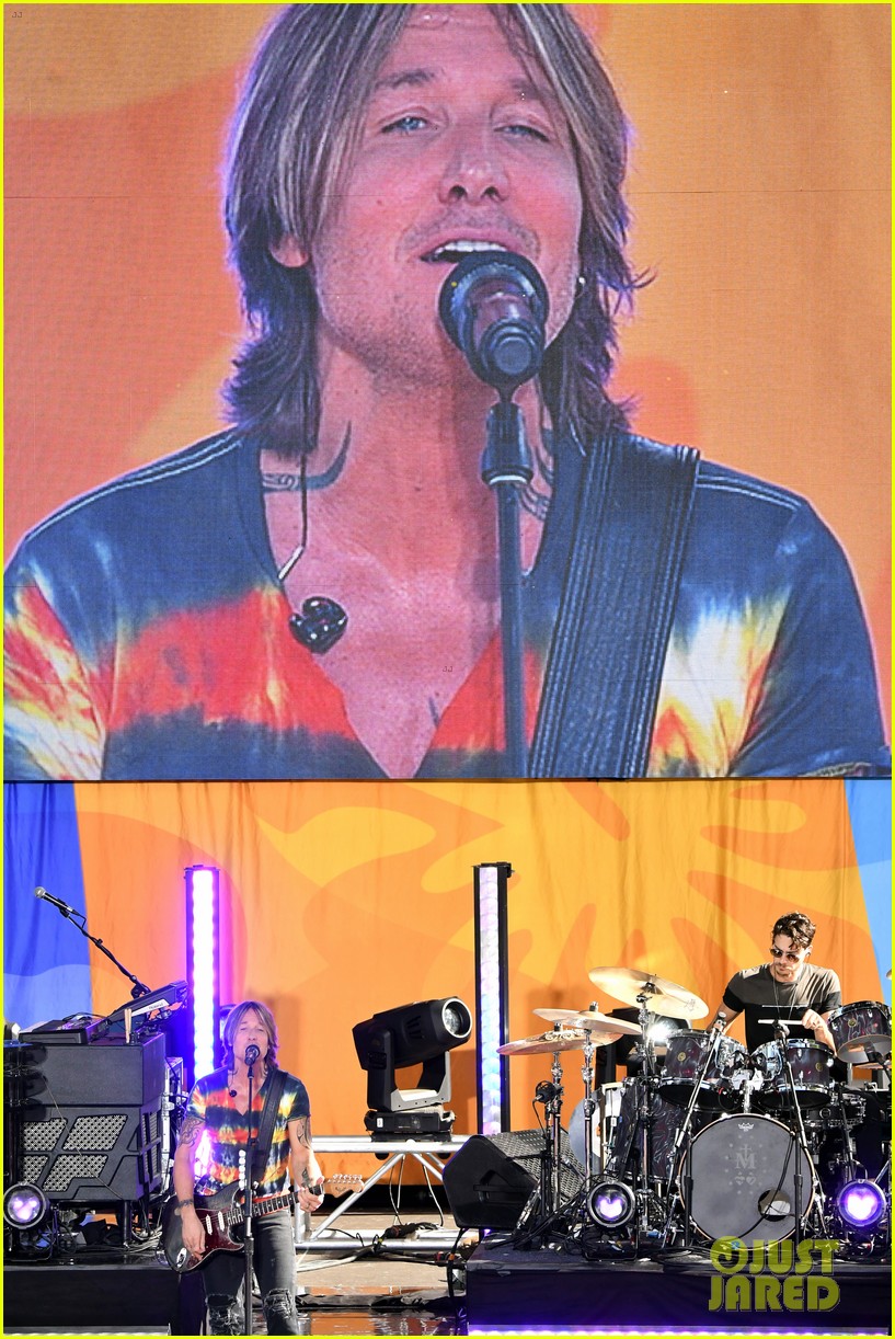 Keith Urban Meets Fan Who Asked Him to Marry Her on Twitter at 'GMA ...