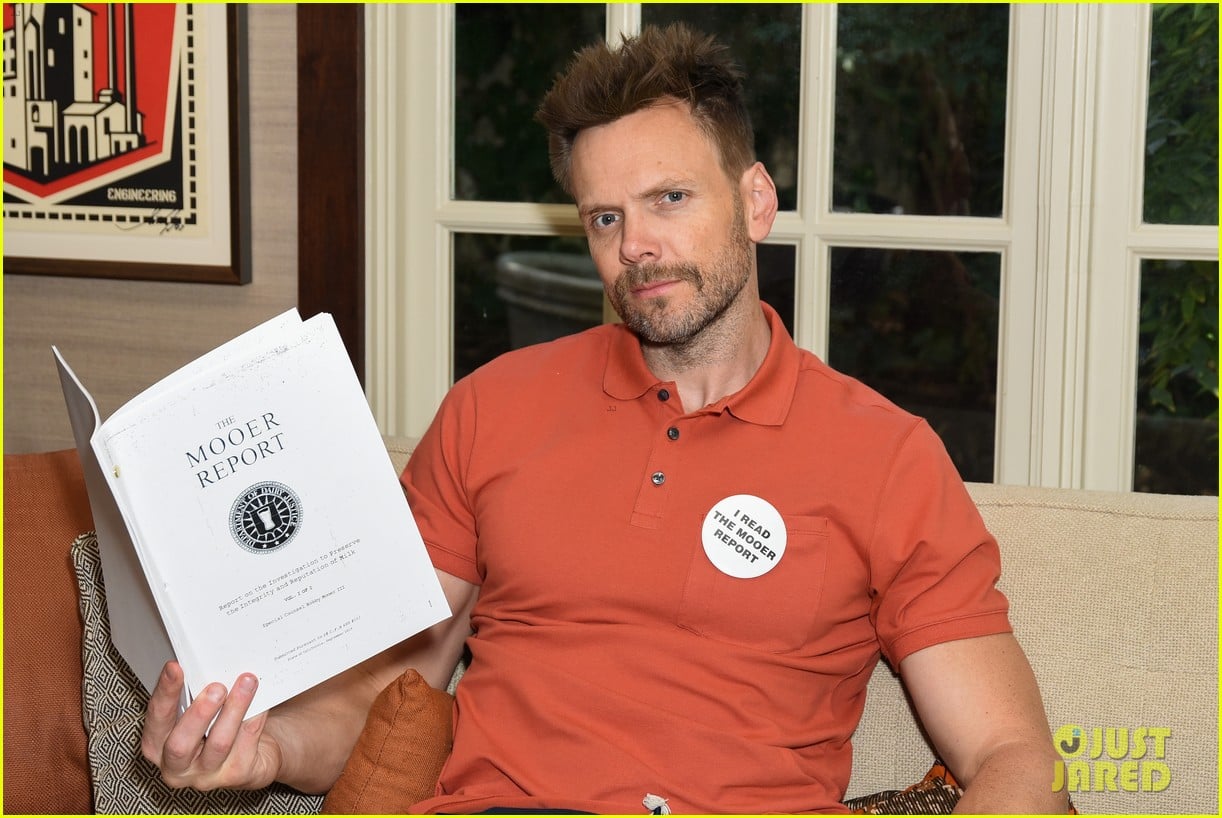 'Love Island' Host Arielle Vandenberg is Engaged to Vine Star Matt ...