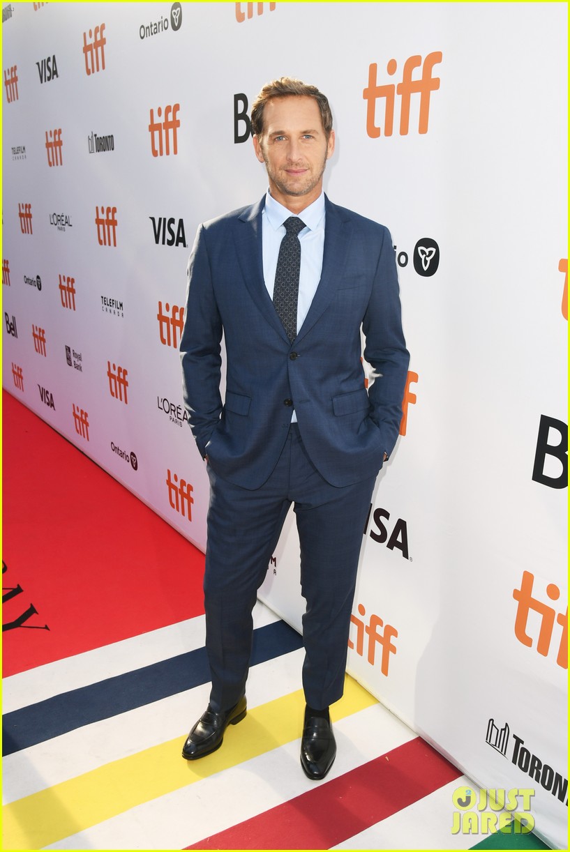 Matt Damon, Caitriona Balfe, & Christian Bale Premiere 'Ford v Ferrari ...