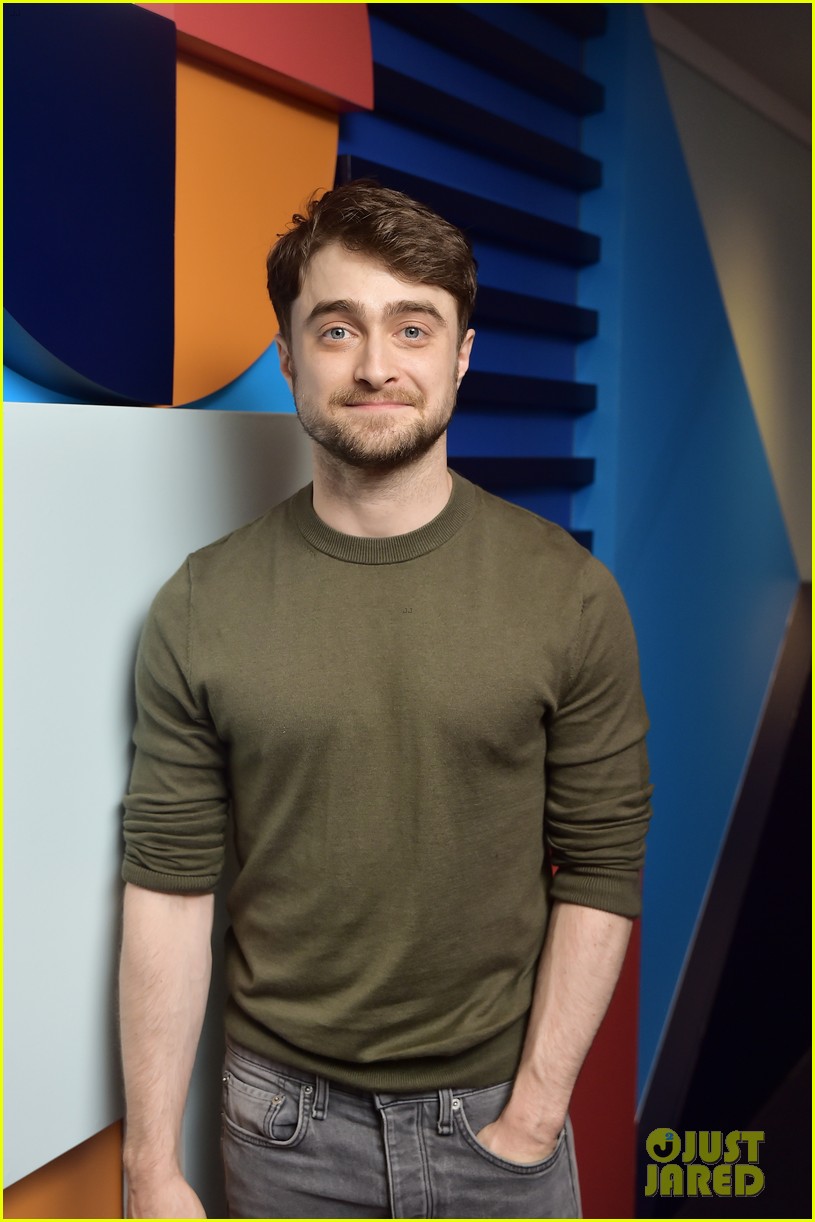 Samara Weaving Joins Daniel Radcliffe at 'Guns Akimbo' Premiere at TIFF ...