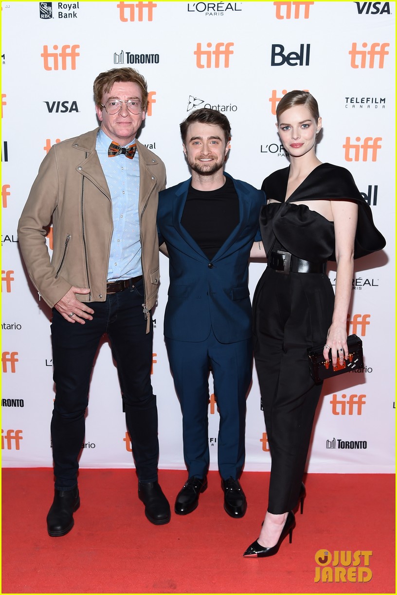 Samara Weaving Joins Daniel Radcliffe at 'Guns Akimbo' Premiere at TIFF ...