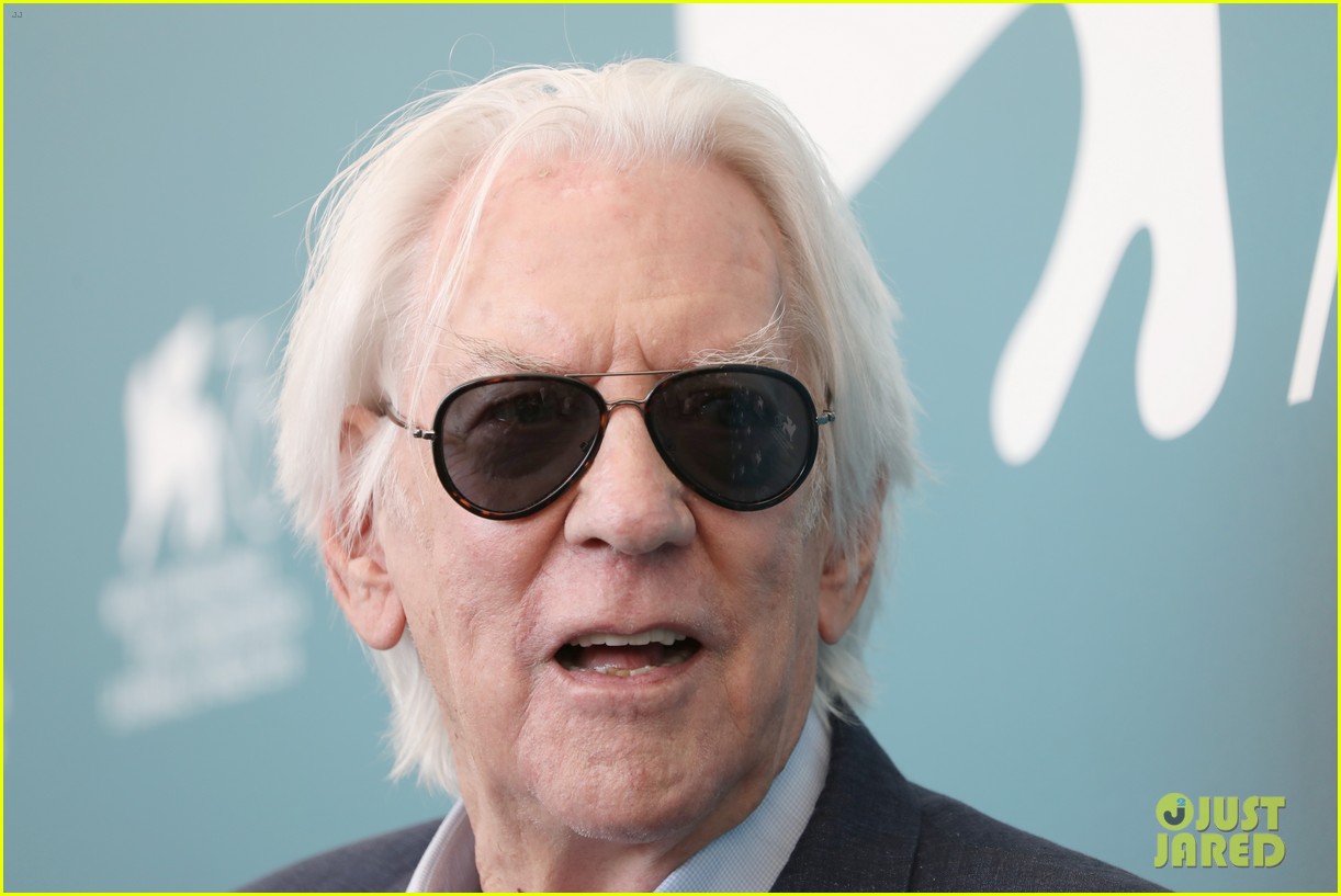 Mick Jagger & Elizabeth Debicki Premiere Their Film in Venice Film ...