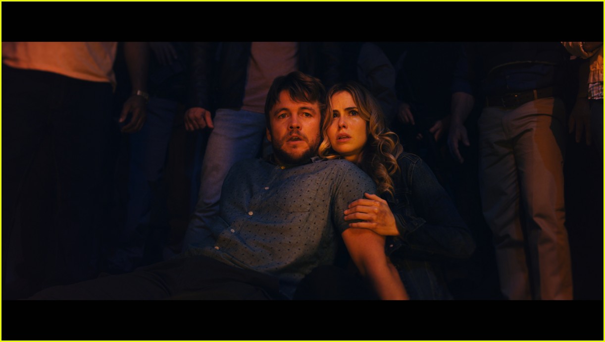 Luke Hemsworth's Alien Movie 'Encounter' Drops a New Trailer: Photo 4346706 | Trailer Pictures ...