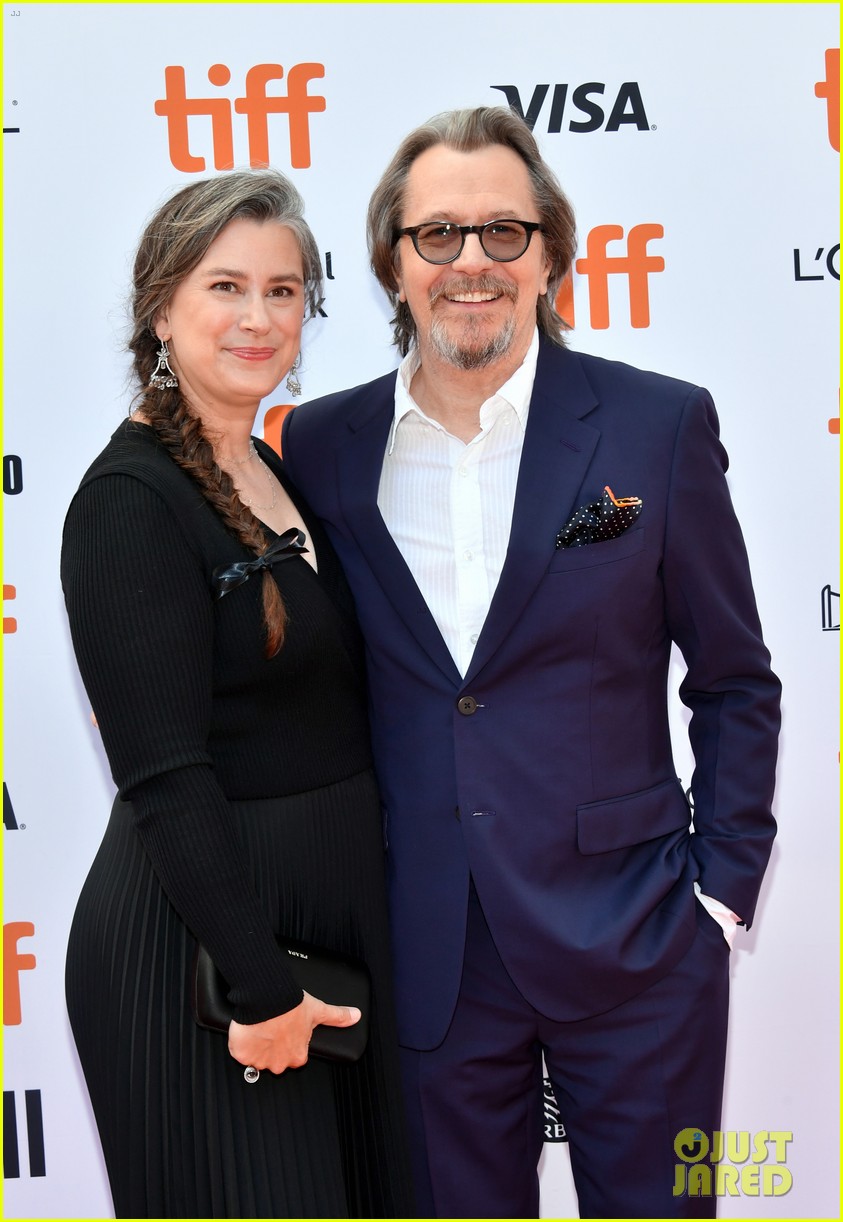 Meryl Streep Premieres 'The Laundromat' During TIFF 2019!: Photo ...