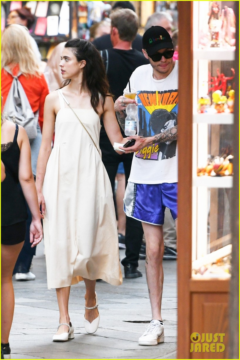 Pete Davidson & Margaret Qualley Hold Hands While Sightseeing in Venice ...