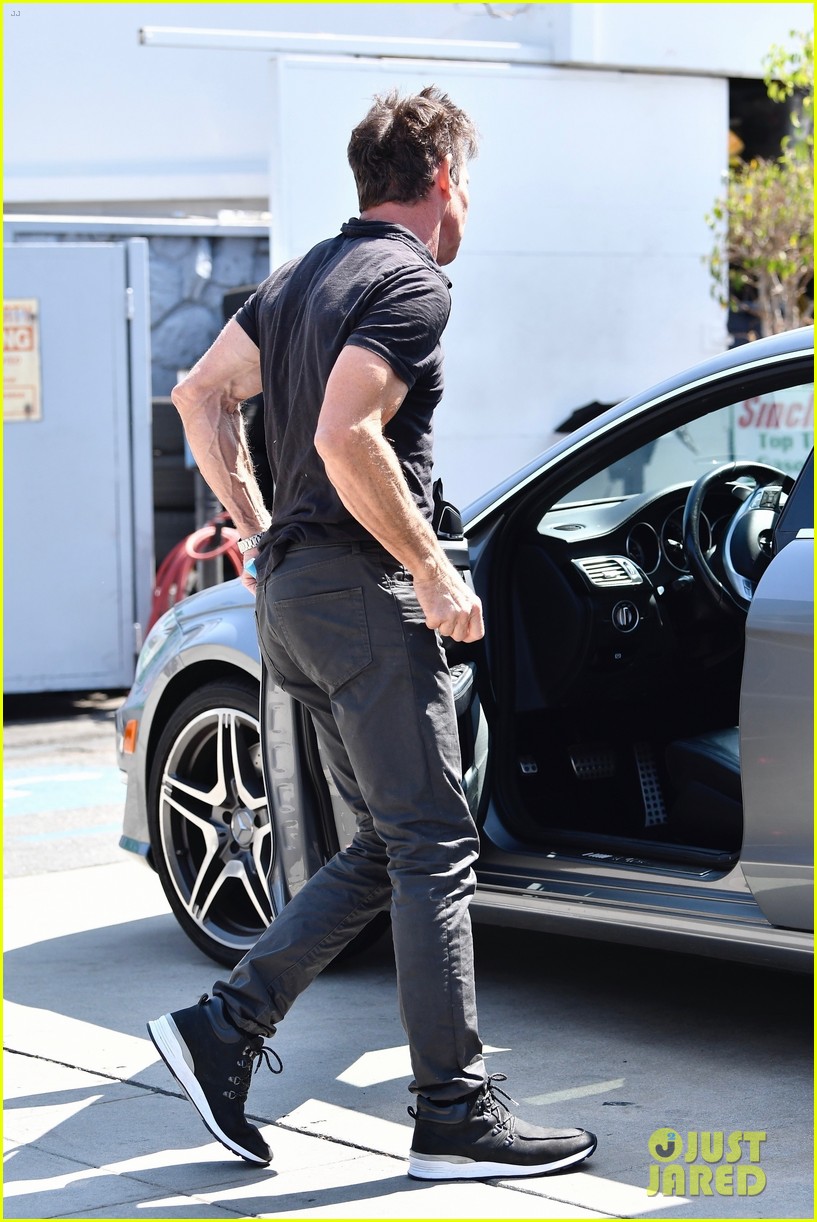 Dennis Quaid Is Still Looking Ripped at 65!: Photo 4355560 | Dennis ...