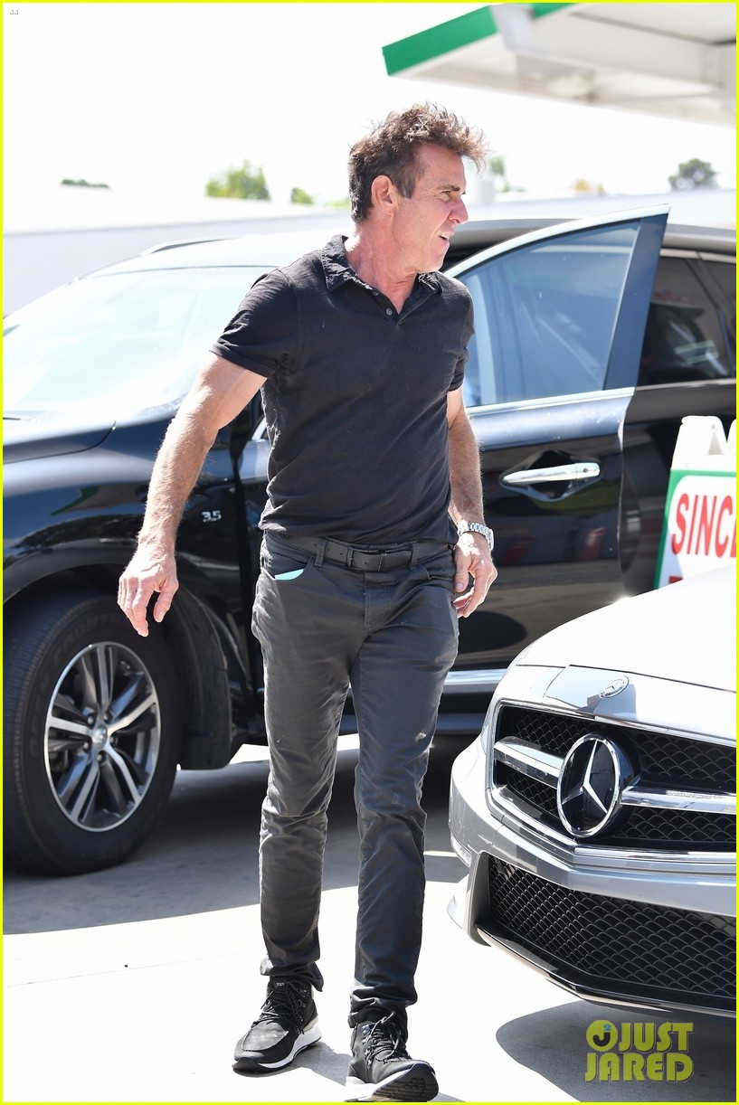 Dennis Quaid Is Still Looking Ripped at 65!: Photo 4355577 | Dennis ...