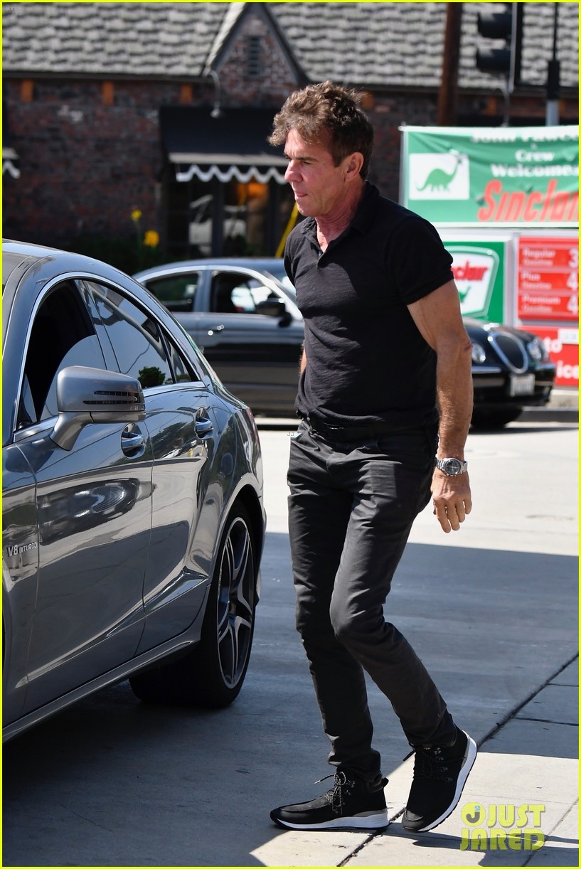 Dennis Quaid Is Still Looking Ripped at 65!: Photo 4355590 | Dennis ...