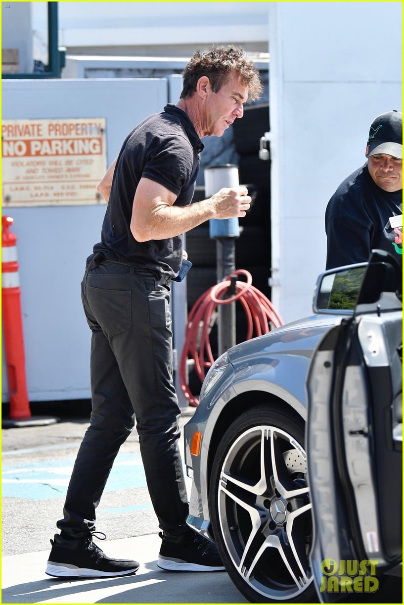 Dennis Quaid Is Still Looking Ripped at 65!: Photo 4355599 | Dennis ...