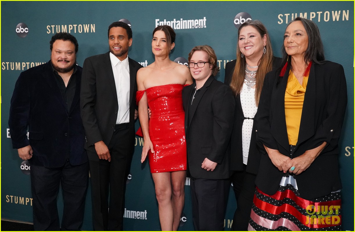 Cobie Smulders & 'Stumptown' Cast Celebrate Their Premiere - Watch ...
