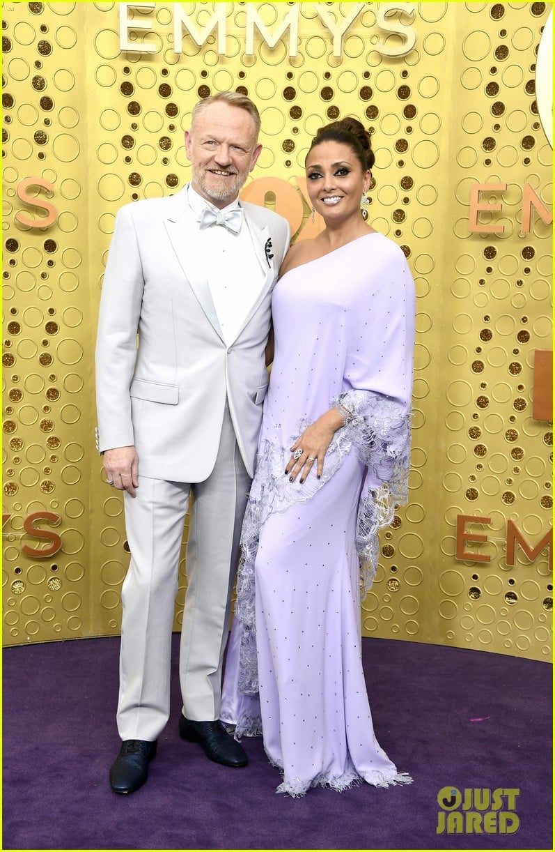 Succession's Sarah Snook & Nicholas Braun Join Cast at Emmy Awards 2019 ...